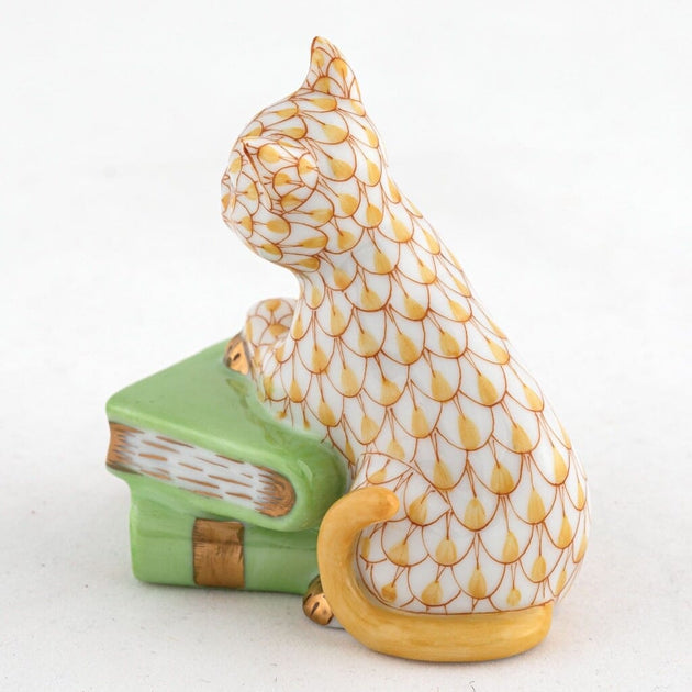 Herend Cat On Books Figurine | Fine Decor Direct